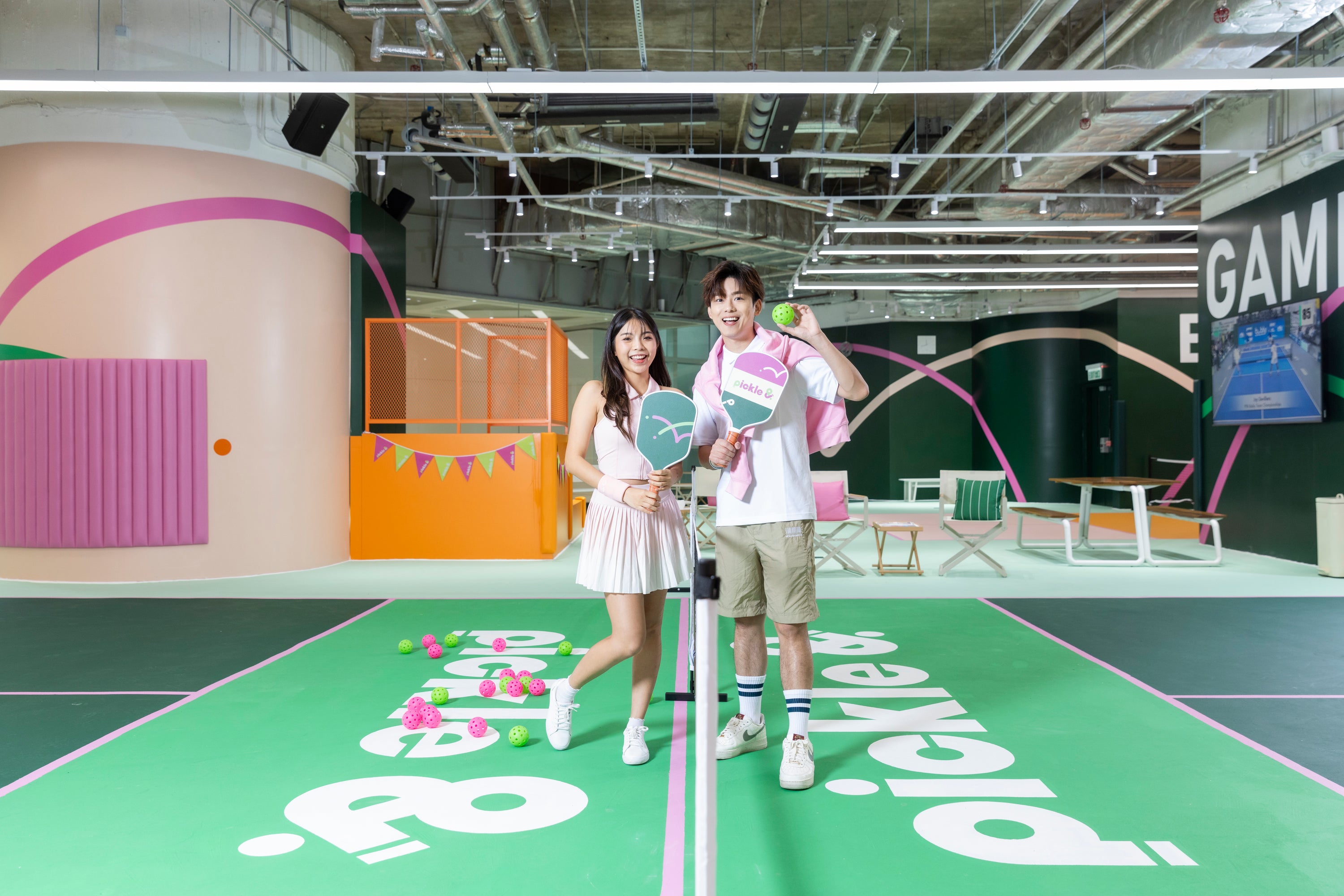 Pickle & Club - Premier Indoor Pickleball Courts – PICKLE